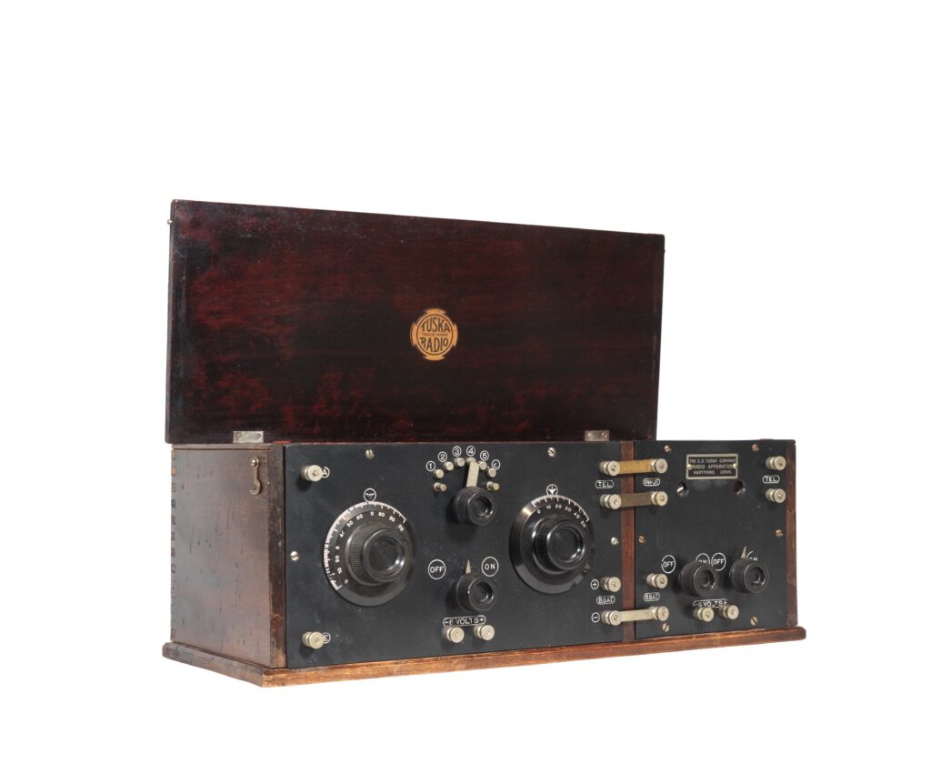 Early Radios & Loudspeakers - TechnoGallerie