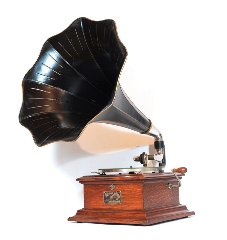 Phonographs, Gramophones & Talking Machines - TechnoGallerie