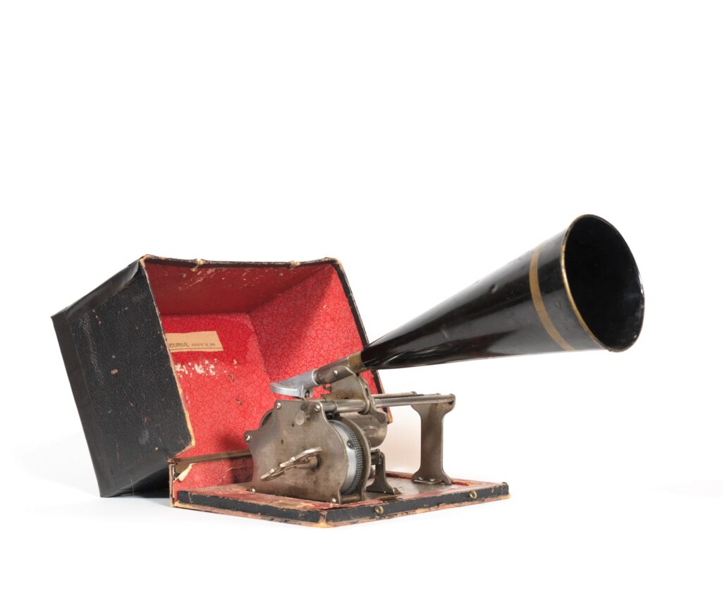 Phonographs, Gramophones & Talking Machines - TechnoGallerie