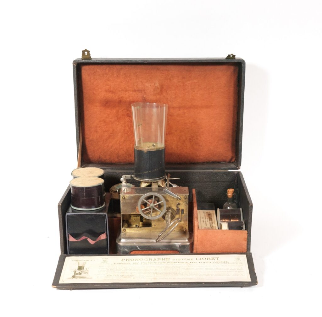 1896 Lioretograph No. 2 Cylinder Phonograph With Original Case & 8 ...