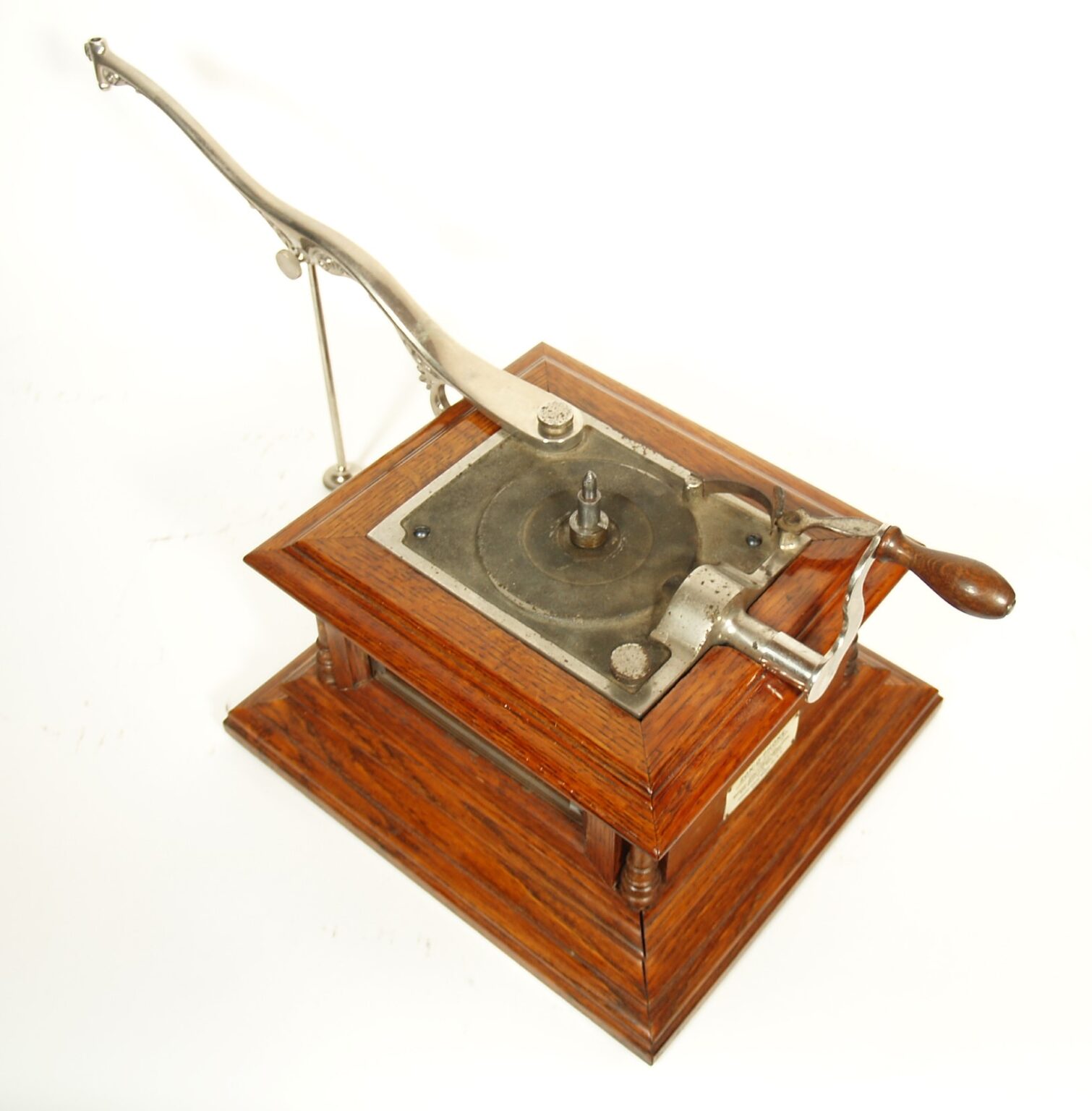 1902 Zonophone Glass-Sided Concert Grand Phonograph - TechnoGallerie