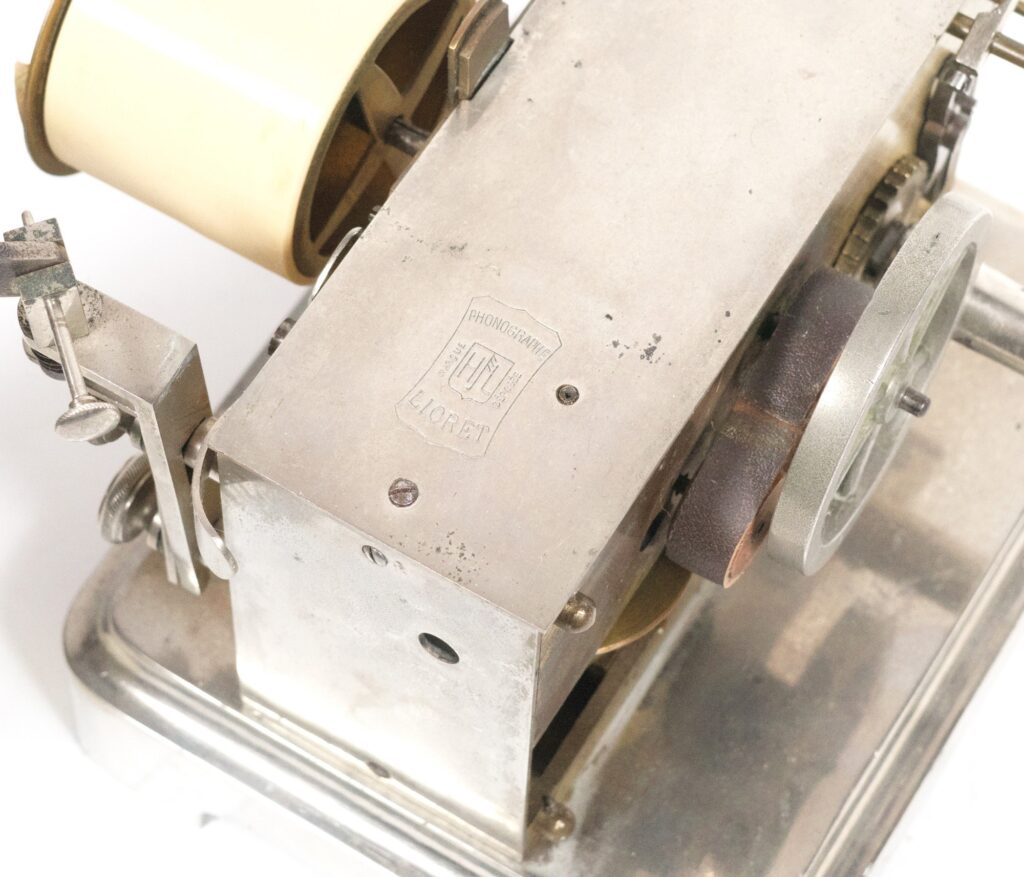 1896 Lioretograph No. 2 Cylinder Phonograph With Original Case & 8 ...