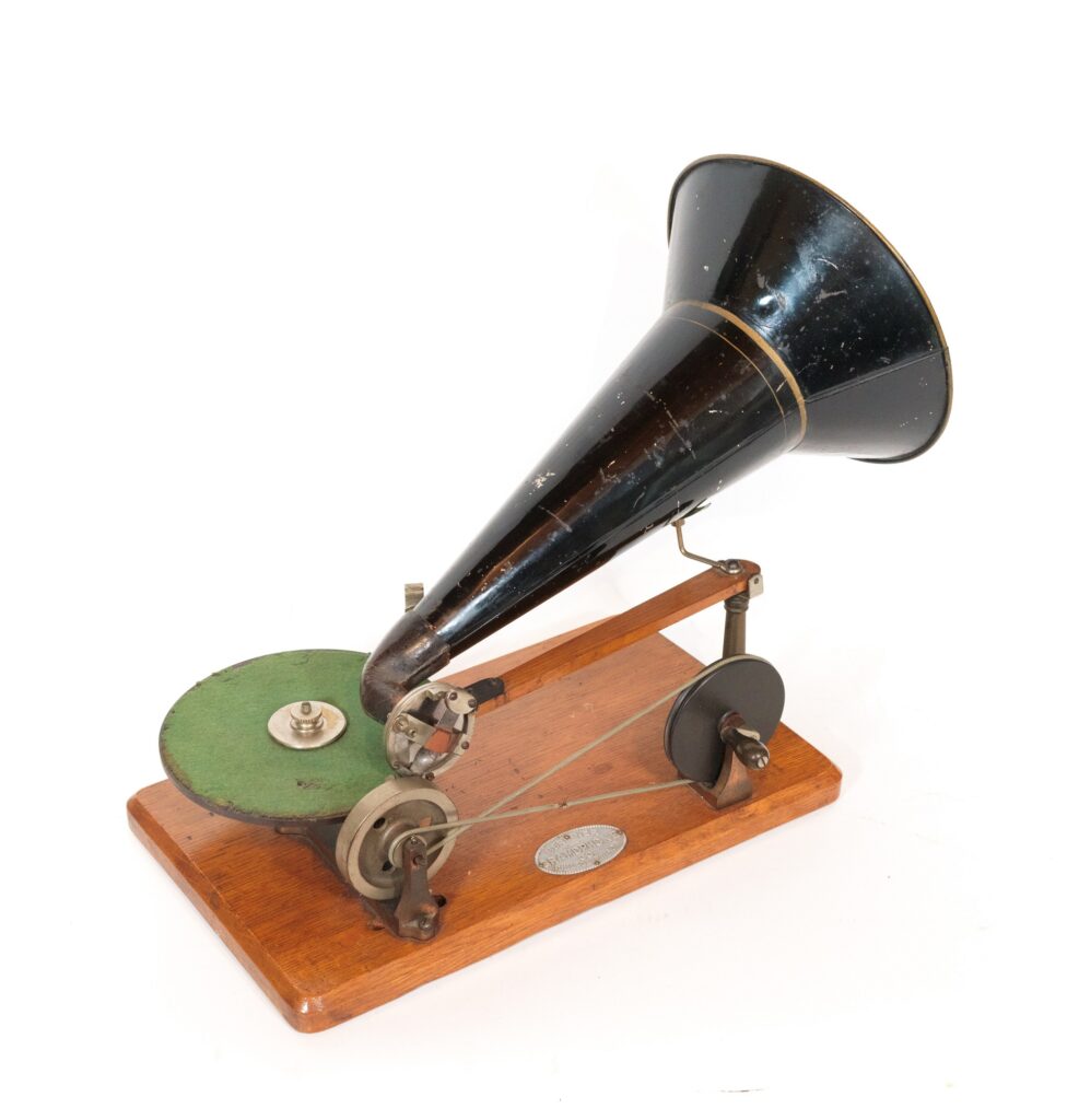 1895 Berliner Hand Wind Gramophone In Original Box With Original Strap ...