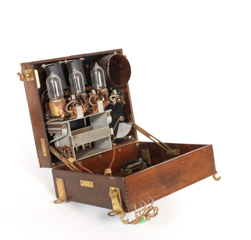 1918 Western Electric SCR-59 Airplane Receiver With Good VT-1 Tubes ...