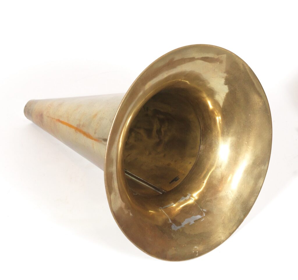 1900 Zon-O-Phone B Phonograph With All Brass Horn & Closed Face ...