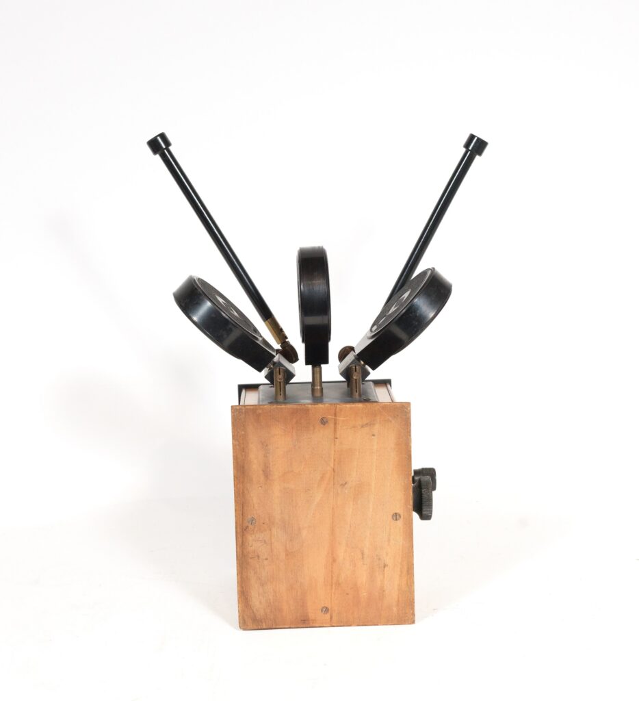 1923 Radio Industries TSF Tube Radio & Single Stage Amp - With Good ...