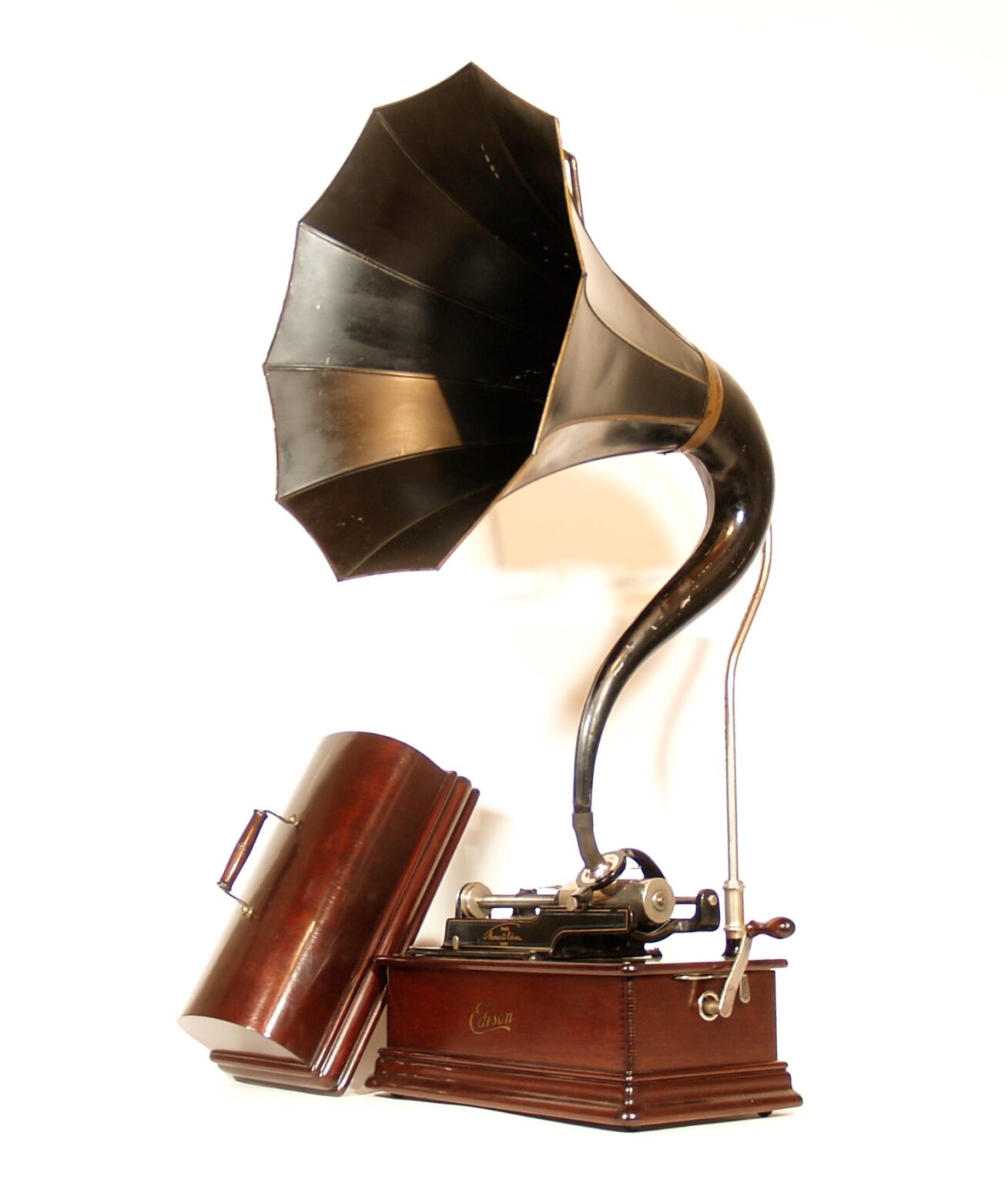 Edison Mahogany Home D Phonograph With 2/4 Gearing, Cygnet Horn & K ...