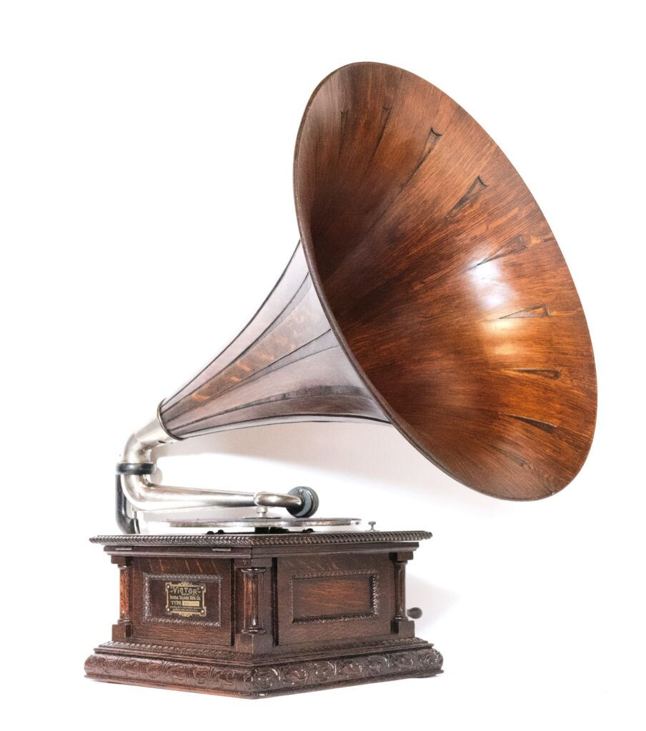 Phonographs, Gramophones & Talking Machines - TechnoGallerie
