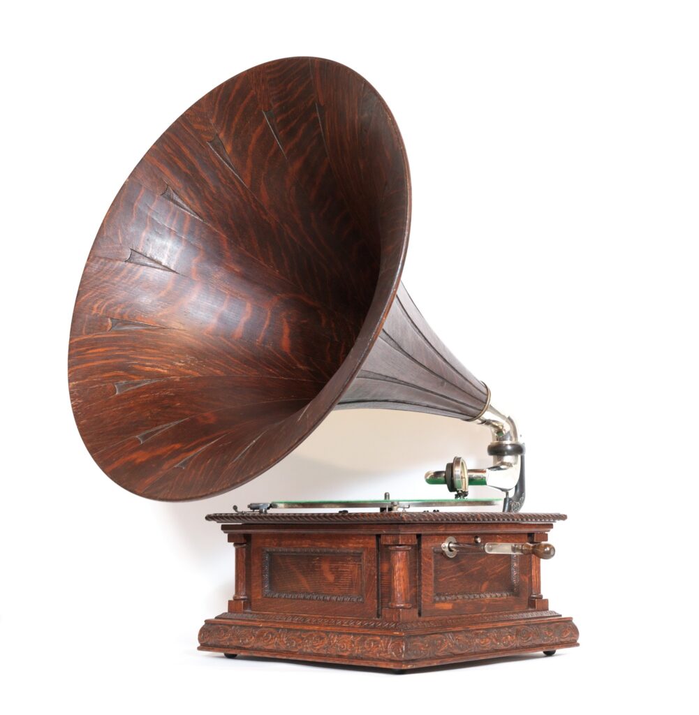 Phonographs, Gramophones & Talking Machines - TechnoGallerie