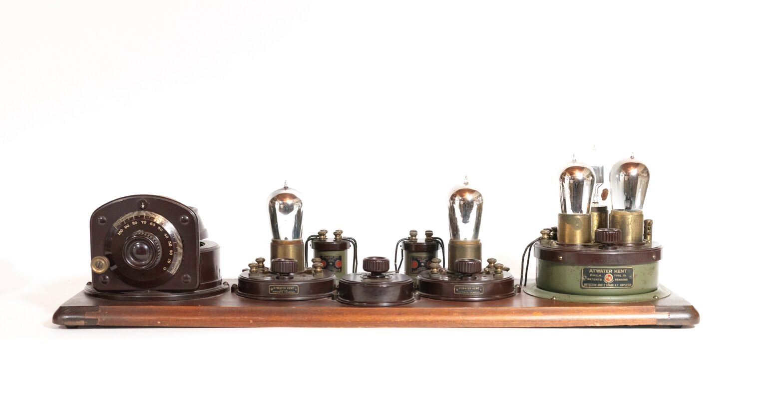 Early Radios & Loudspeakers - TechnoGallerie