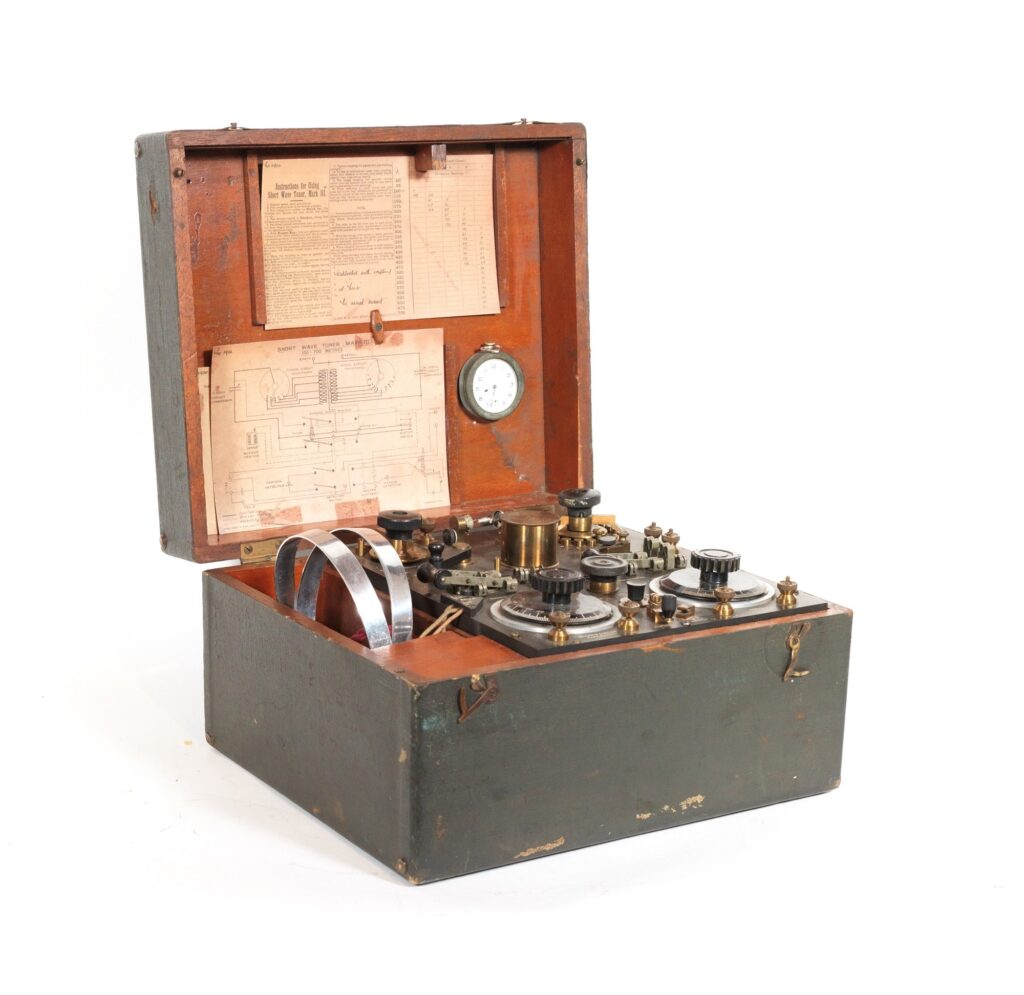 Early Radios & Loudspeakers - TechnoGallerie