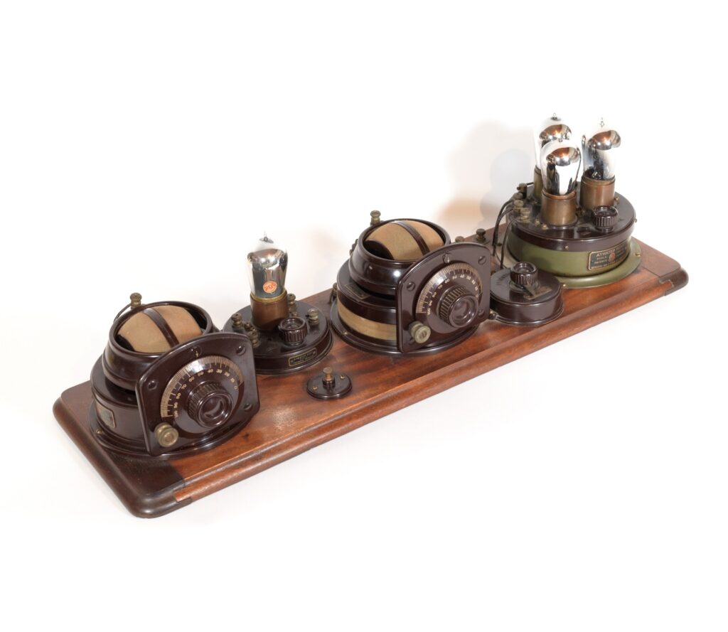 1923 Atwater Kent Model 9 Breadboard Radio w/Good Brass Base, Tipped ...