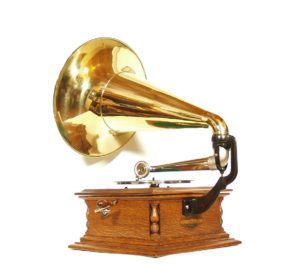 1905 Zonophone Grand Opera Phonograph - TechnoGallerie