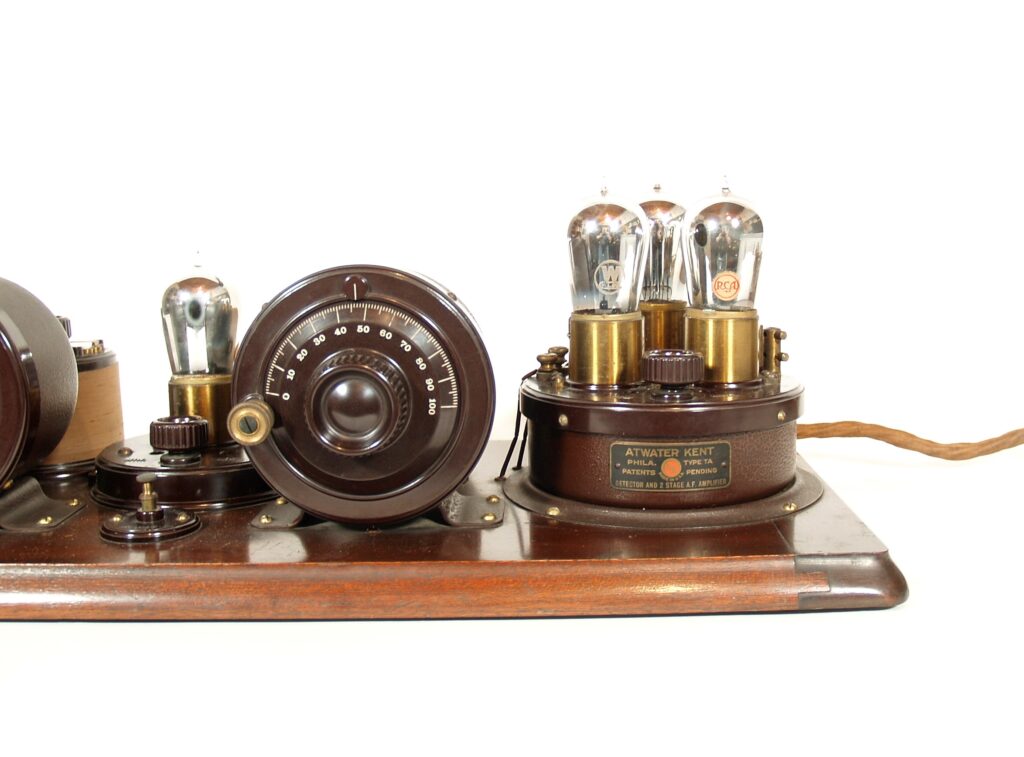 1924 Atwater Kent 4660 Model 9 Compact Breadboard Radio * Complete ...
