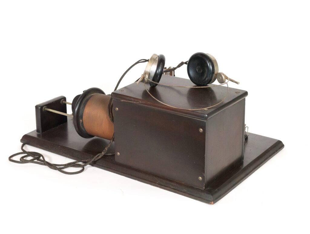 1919 Signal Audiotron Receiving Set * Primitive Breadboard Radio ...