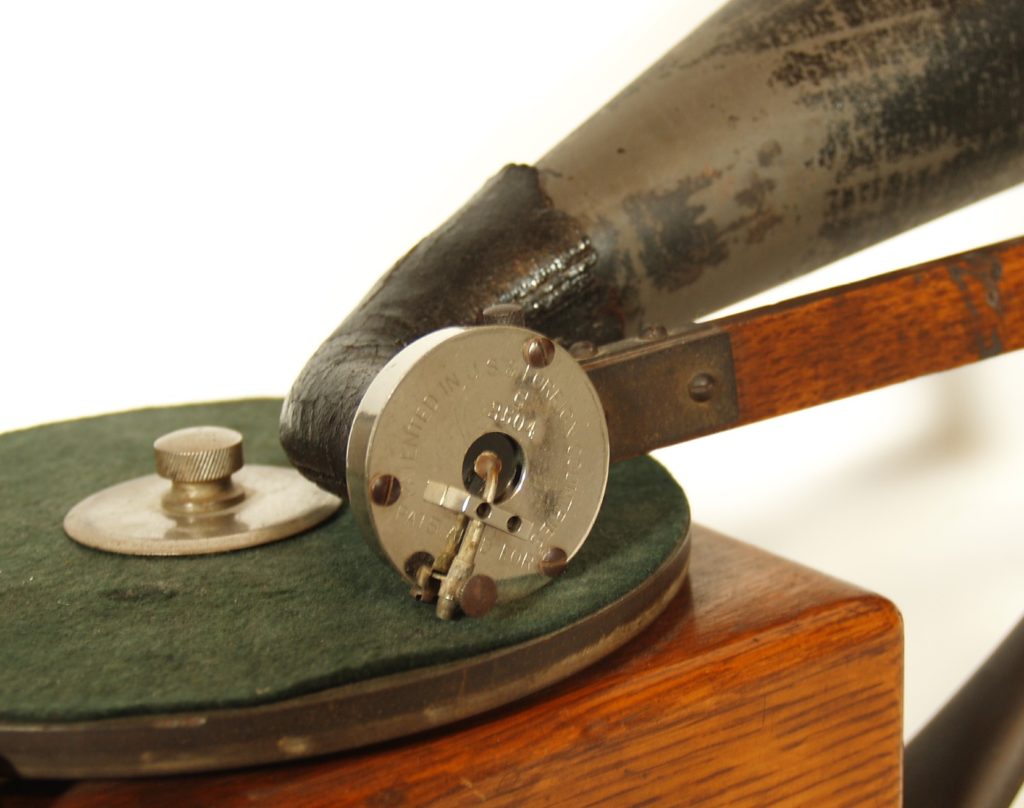 1900 Eldridge R. Johnson Type B "Victor" Phonograph With Original ...