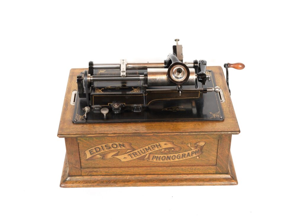 1901 Edison Banner Front Triumph Cylinder Phonograph With 24" Brass ...
