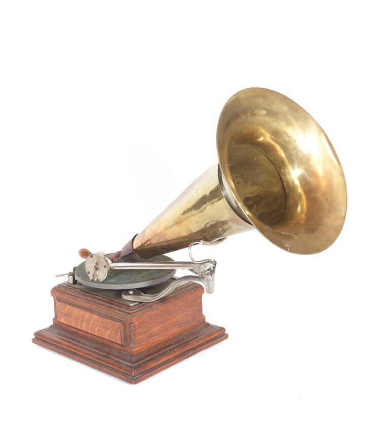 1900 Zon-O-Phone B Phonograph With All Brass Horn & Closed Face ...