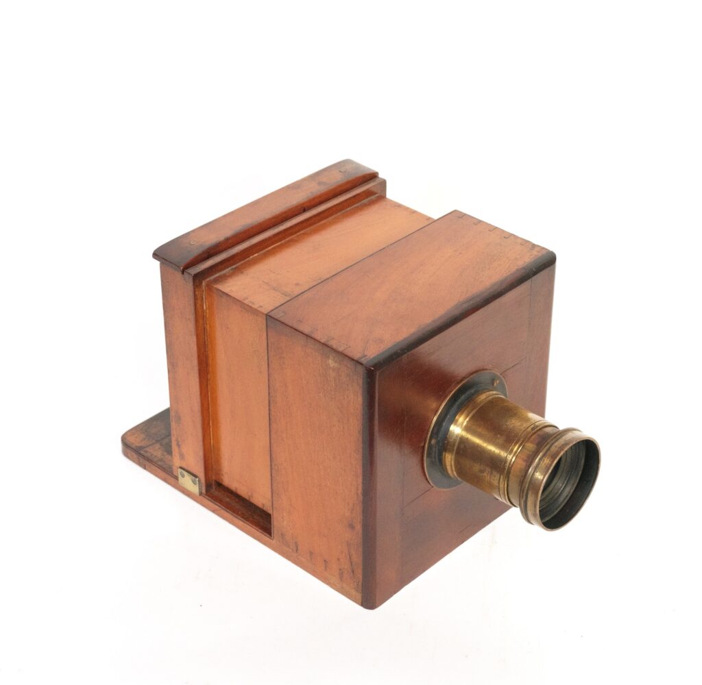 1850's Sliding Box Wet Plate Camera - TechnoGallerie