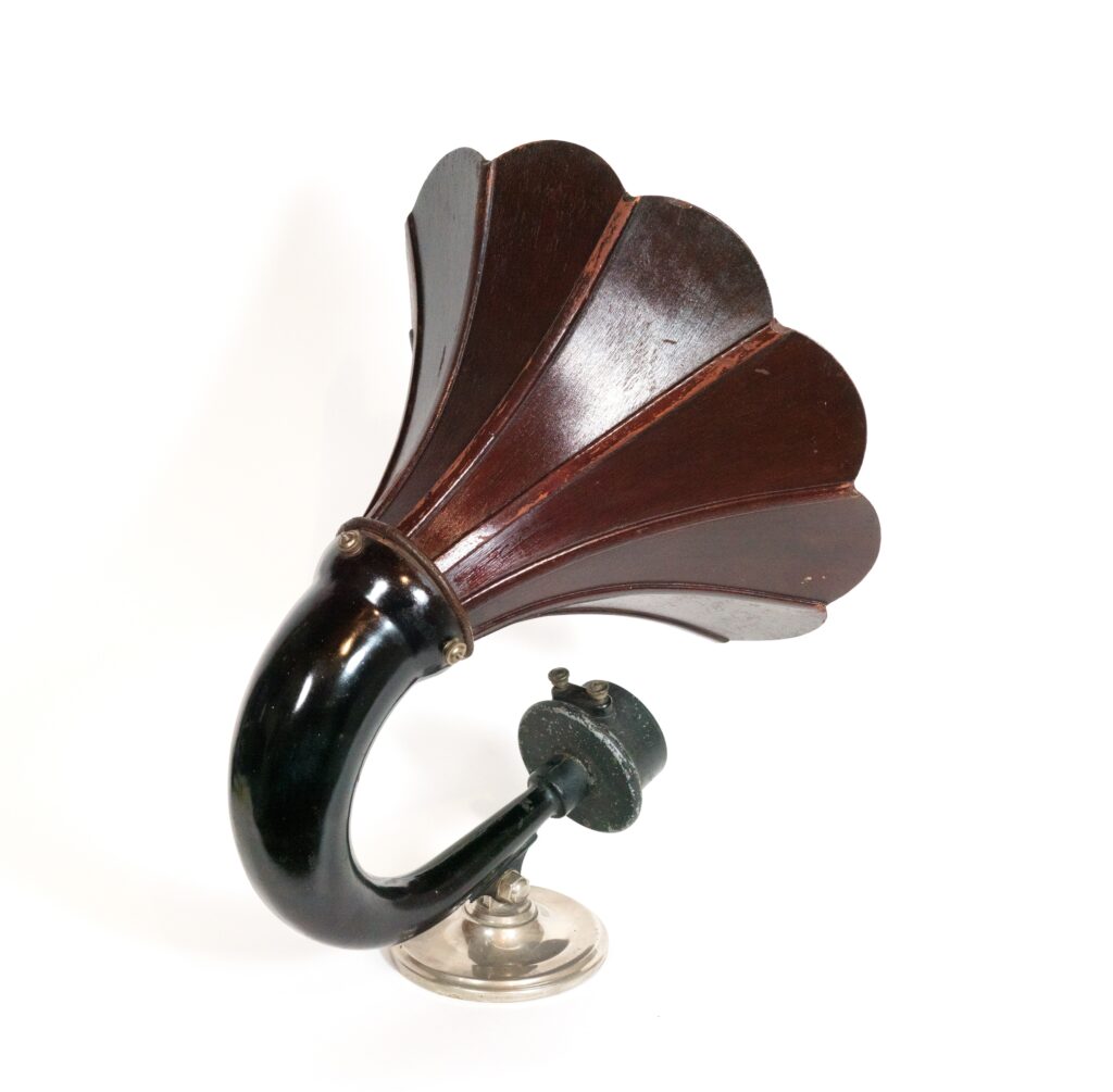 Amplion of America AR-19 Dragon Horn Radio Speaker With Rare Decaled ...