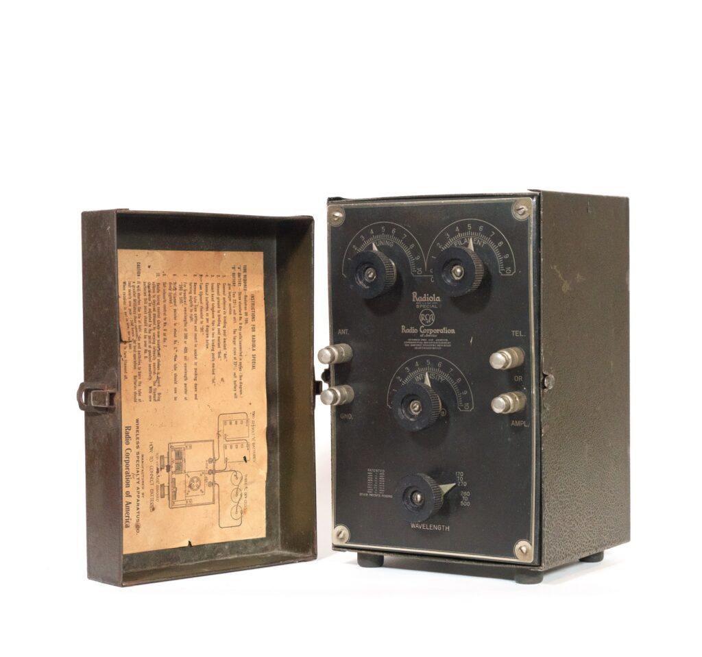 Early Radios & Loudspeakers - TechnoGallerie